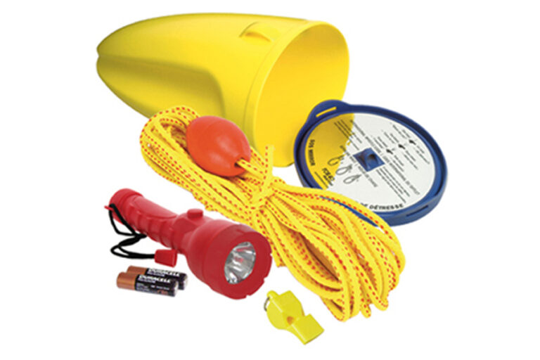 Fox40 Classic Boat Safety Kit | London's Paddle Shop